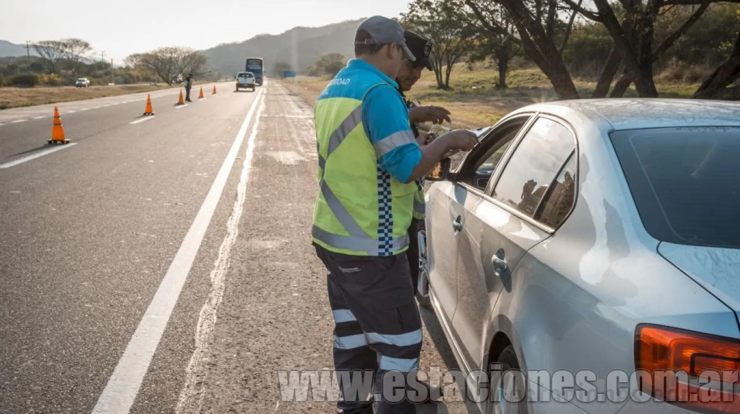 Los papeles que no te pueden faltar si vas a salir a la ruta en el ...