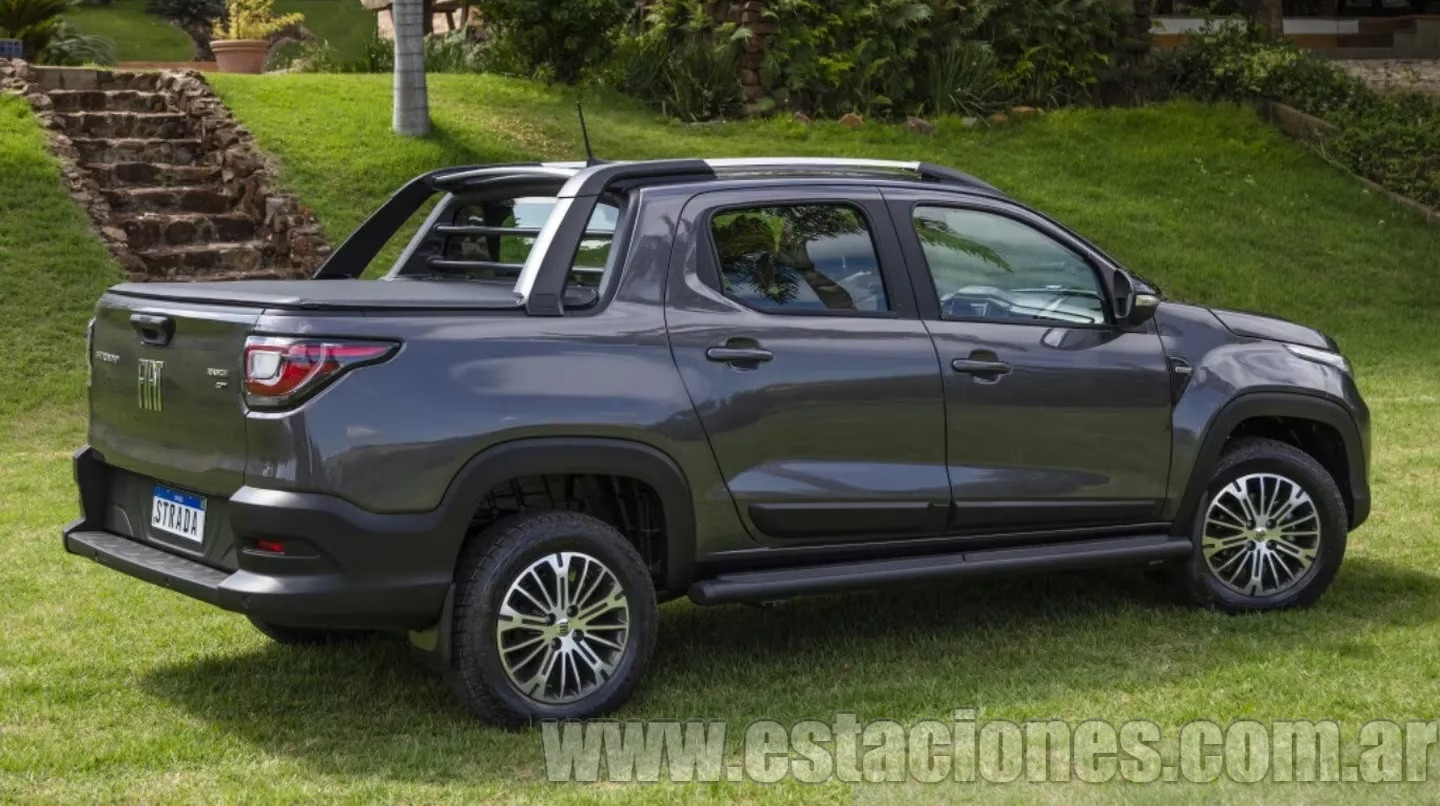 Fiat Strada: anticipan que la pick up tendrá motor turbo y cambios en ...